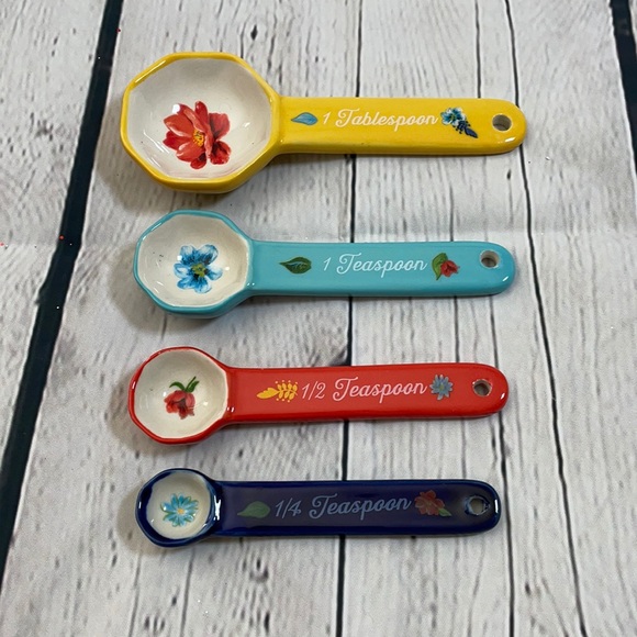 The Pioneer Woman | Kitchen | The Pioneer Woman Measuring Spoons | Poshmark